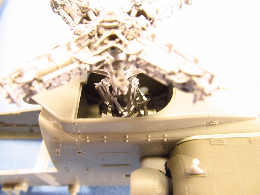 AH-64 Apache main & tail rotors