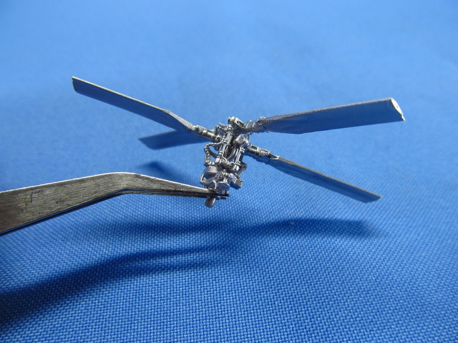 AH-64 Apache tail rotor