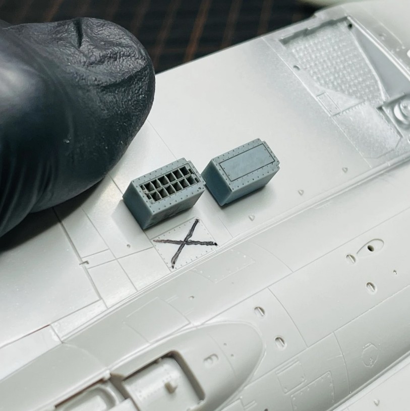 New Products :: Saab 35 Draken wing flare dispenser loaded / unloaded