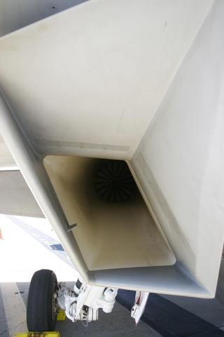 F/A-18E/F E/A-18G seamless intakes