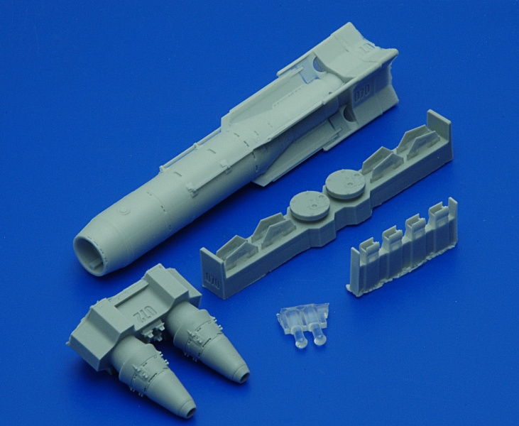 KAB-1500G 1500 kg laser-guided bomb (x2)