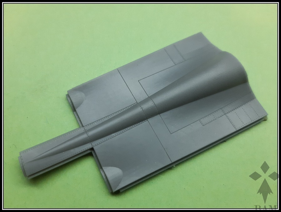 F-15 Early/NASA short speedbrake spine (closed speedbrake)