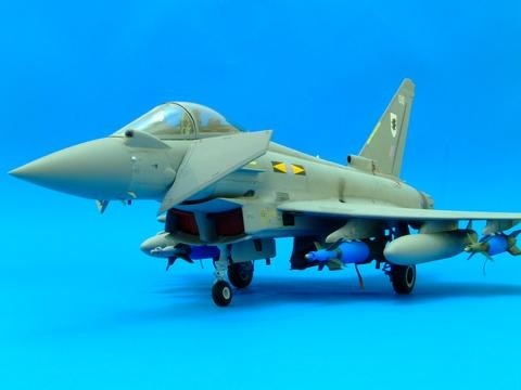 Eurofighter inner pylons