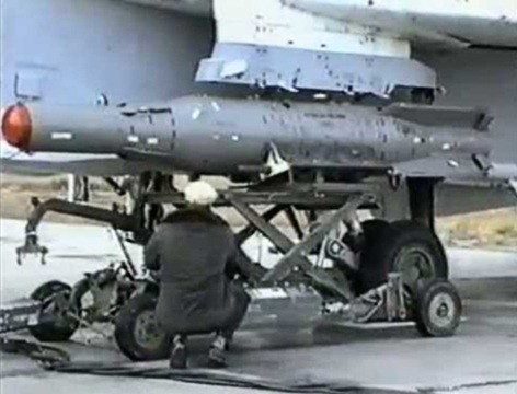 KAB-1500Kr 500 kg TV-guided air bomb (x2)