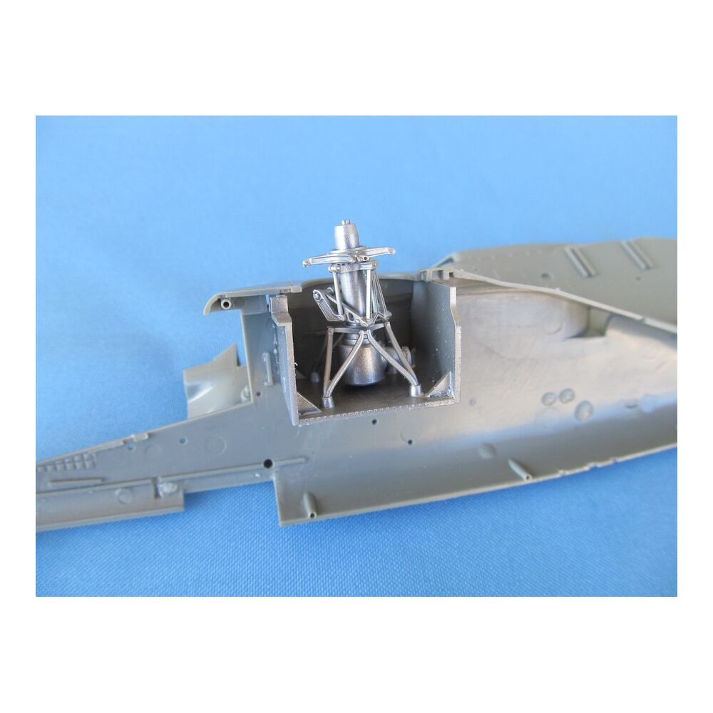 AH-64 Apache main rotor