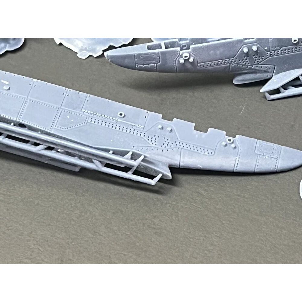 F-4 Phantom Late Pylons (USAF Type) with AN/ALE40 Chaff/Flare Dispensers