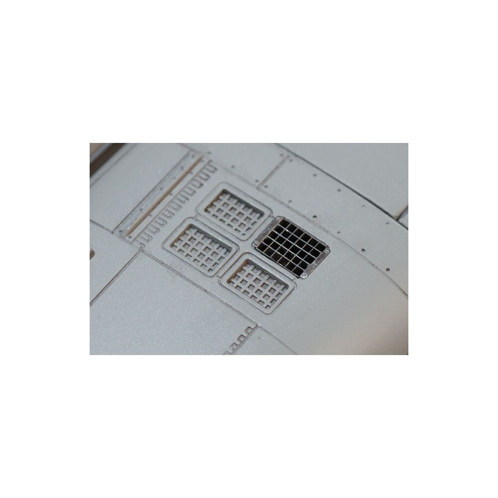 Modern USAF Chaff/Flare Dispensers (Released as PE4826)