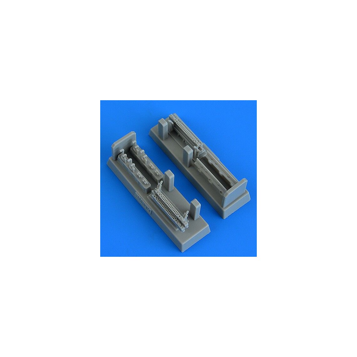 Mi-8MT/Mi-17 empty ASO-2V flare dispensers