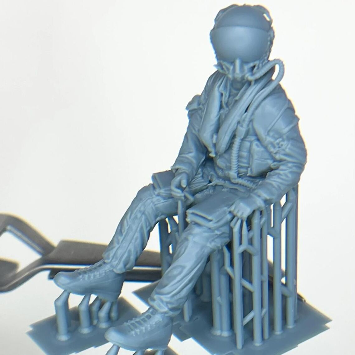 Eurofighter Pilot Type 2 (looking sideway) Wolf 3D Resin Parts ...