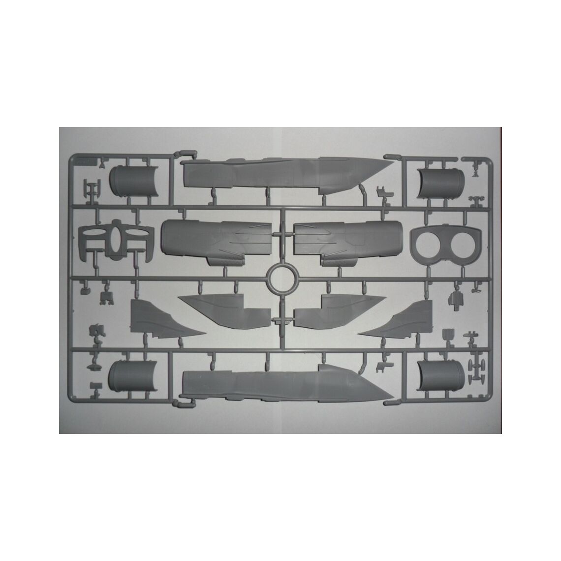 MiG-25 PD Foxbat ICM 48903 1:48