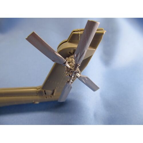 AH-64 Apache main & tail rotors