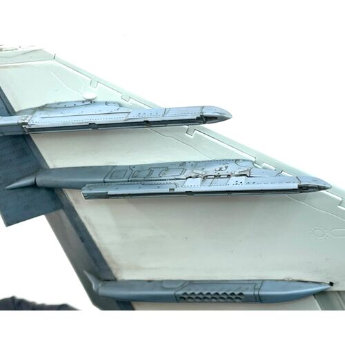 Outer Wing Pylon (OWP) with Launcher