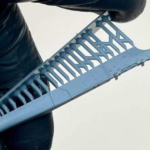 Outer Wing Pylon (OWP) with Launcher