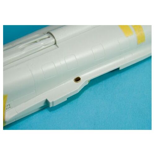 Eurofighter inner pylons, APU exhaust, intake cover set