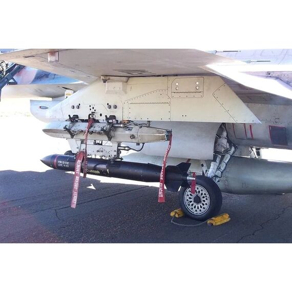 F-16A/B "Early" Wing Weapons Pylon