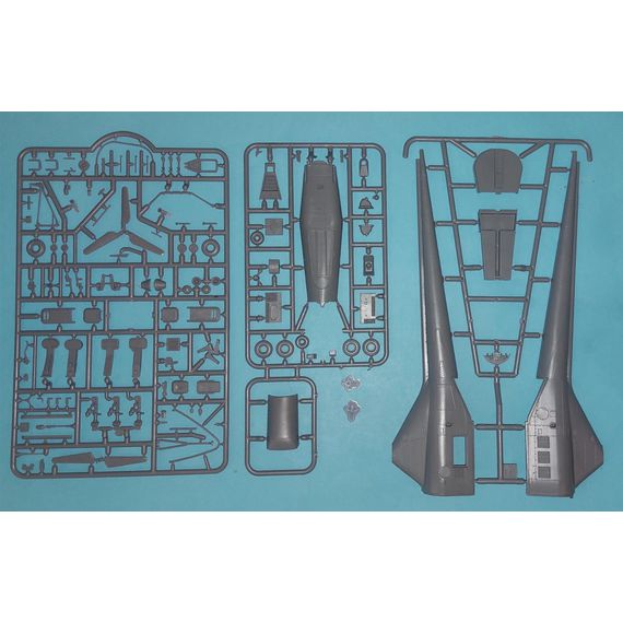 Sikorsky R-5/S-51 USAF rescue AMP Models 48002 1:48