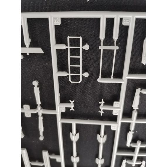 Super Etendard Modernise Kinetic K48140 1:48