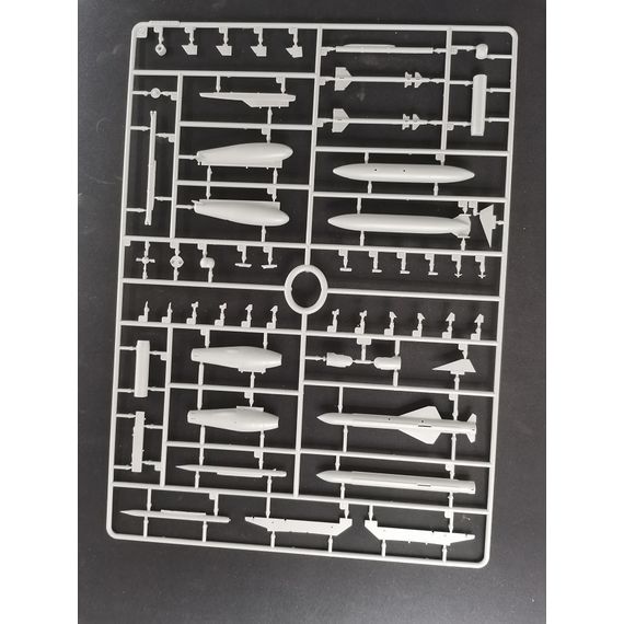 Super Etendard Modernise Kinetic K48140 1:48