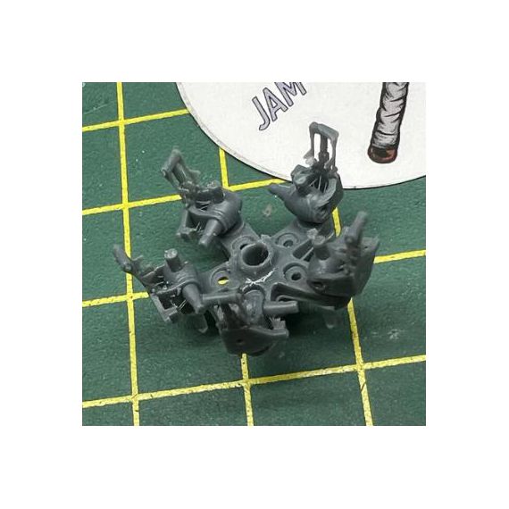 Main rotor hub and gear box, open configuration. No blades JAM-SCREW 48 ...