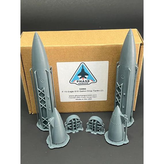 F-15 610 Gallon External fuel tanks (2) Phase Hangar Resin 32066 1:32