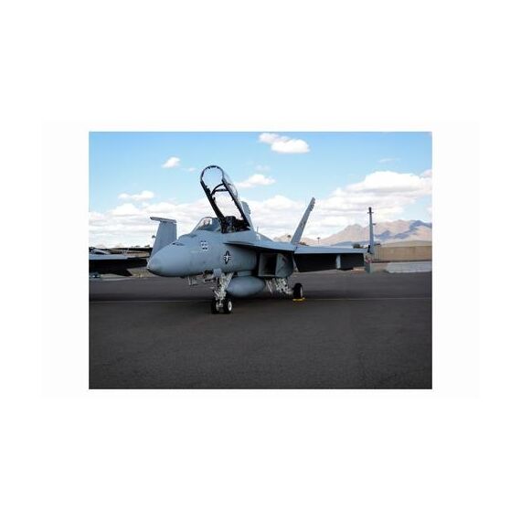 F/A-18E/F E/A-18G seamless intakes