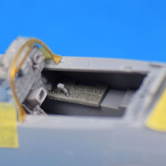 F-4E (late) slat conversion