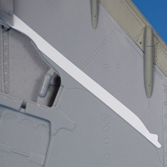 F-4E (late) slat conversion