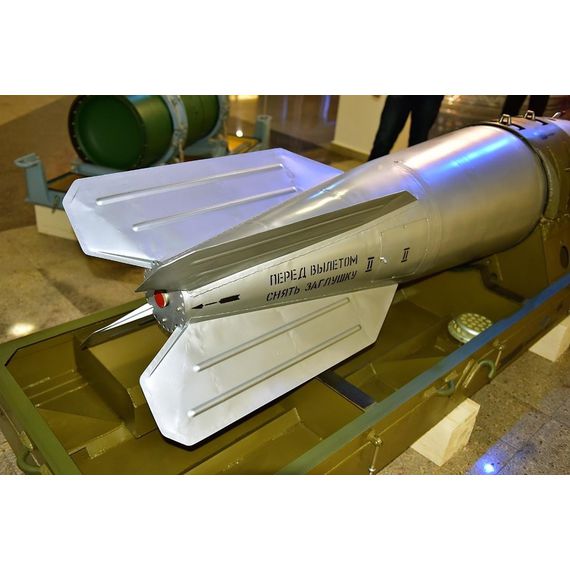 244N (RN-24) Soviet Nuclear Bomb with BD3-56FNM rack