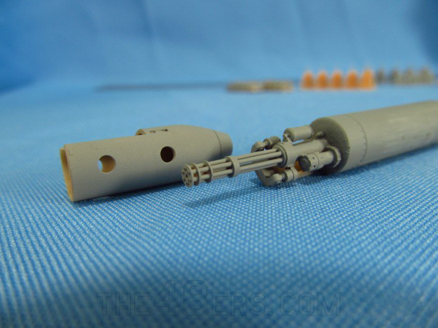 M18 gun pod with M134 minigun Metallic Details MDR3212 1:32