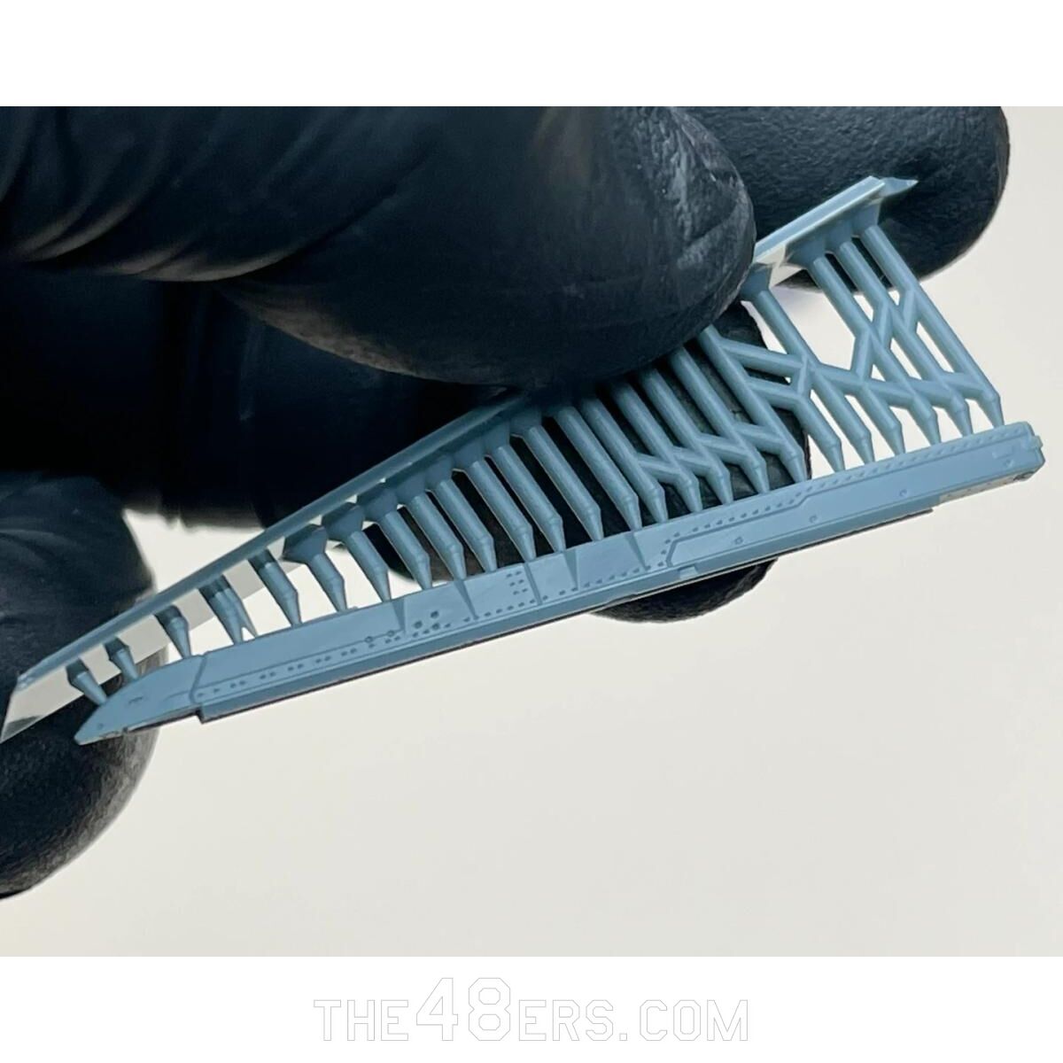 Outer Wing Pylon (OWP) with Launcher